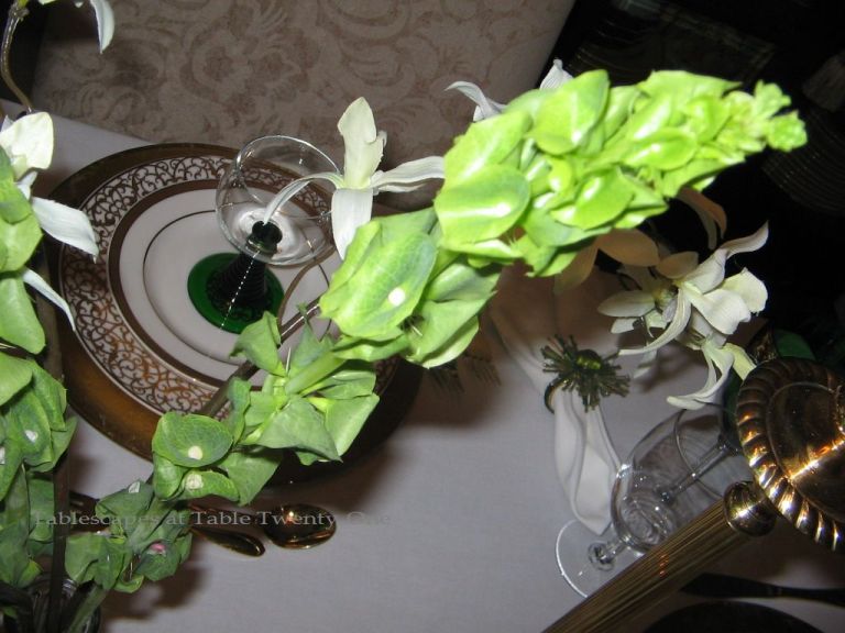 Upscale Irish | Tablescapes at Table /Twenty-One