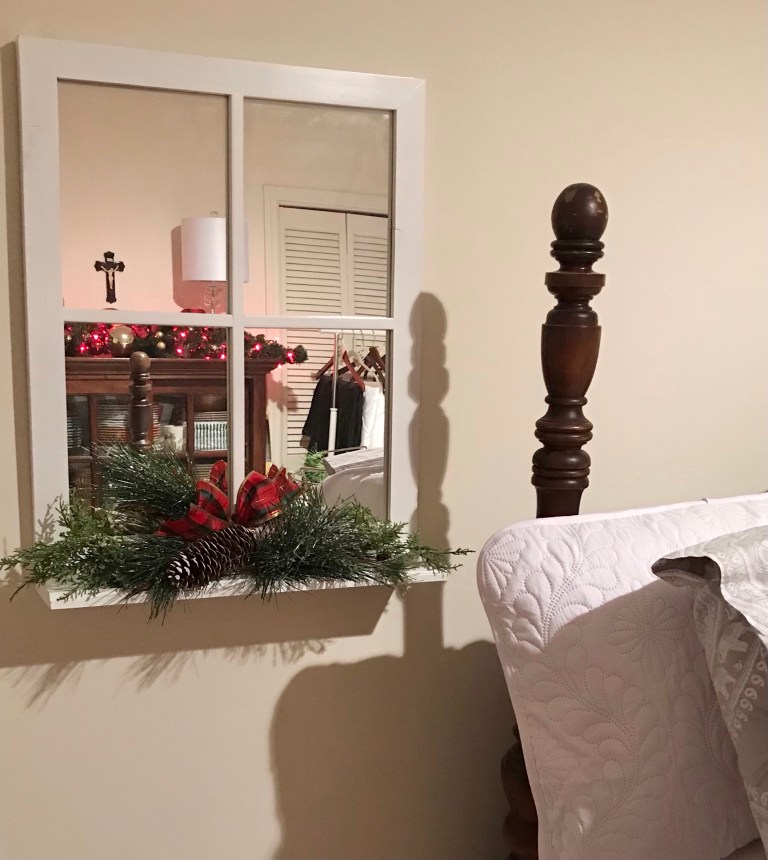 Christmas 2020 – Bedrooms and Dressing Room | Tablescapes at Table ...
