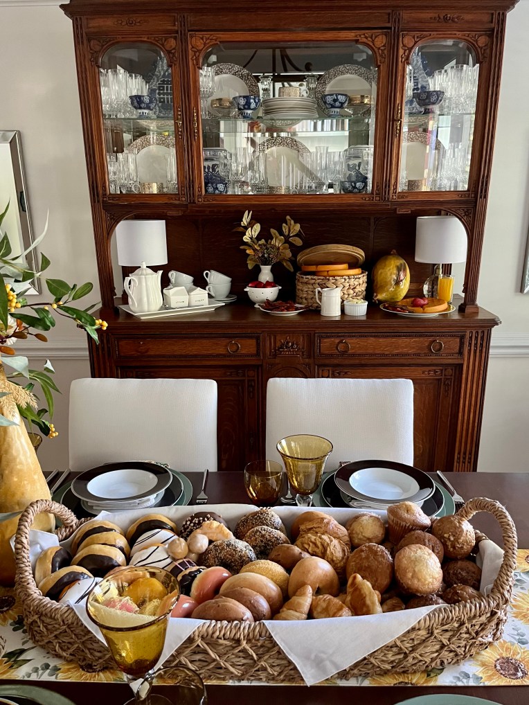 Sunflower Breakfast | Tablescapes at Table /Twenty-One