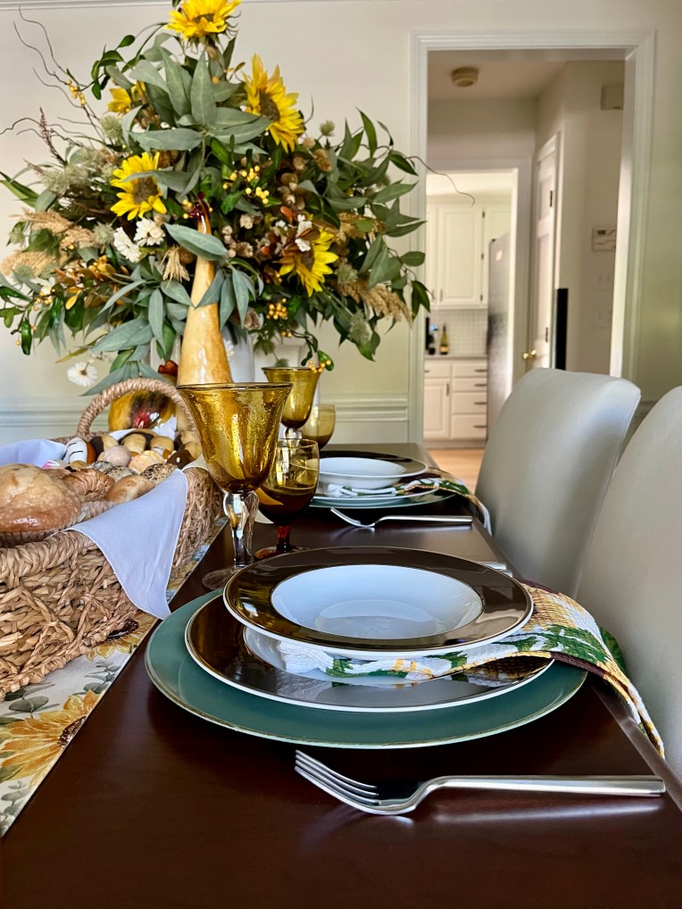 Sunflower Breakfast | Tablescapes at Table /Twenty-One